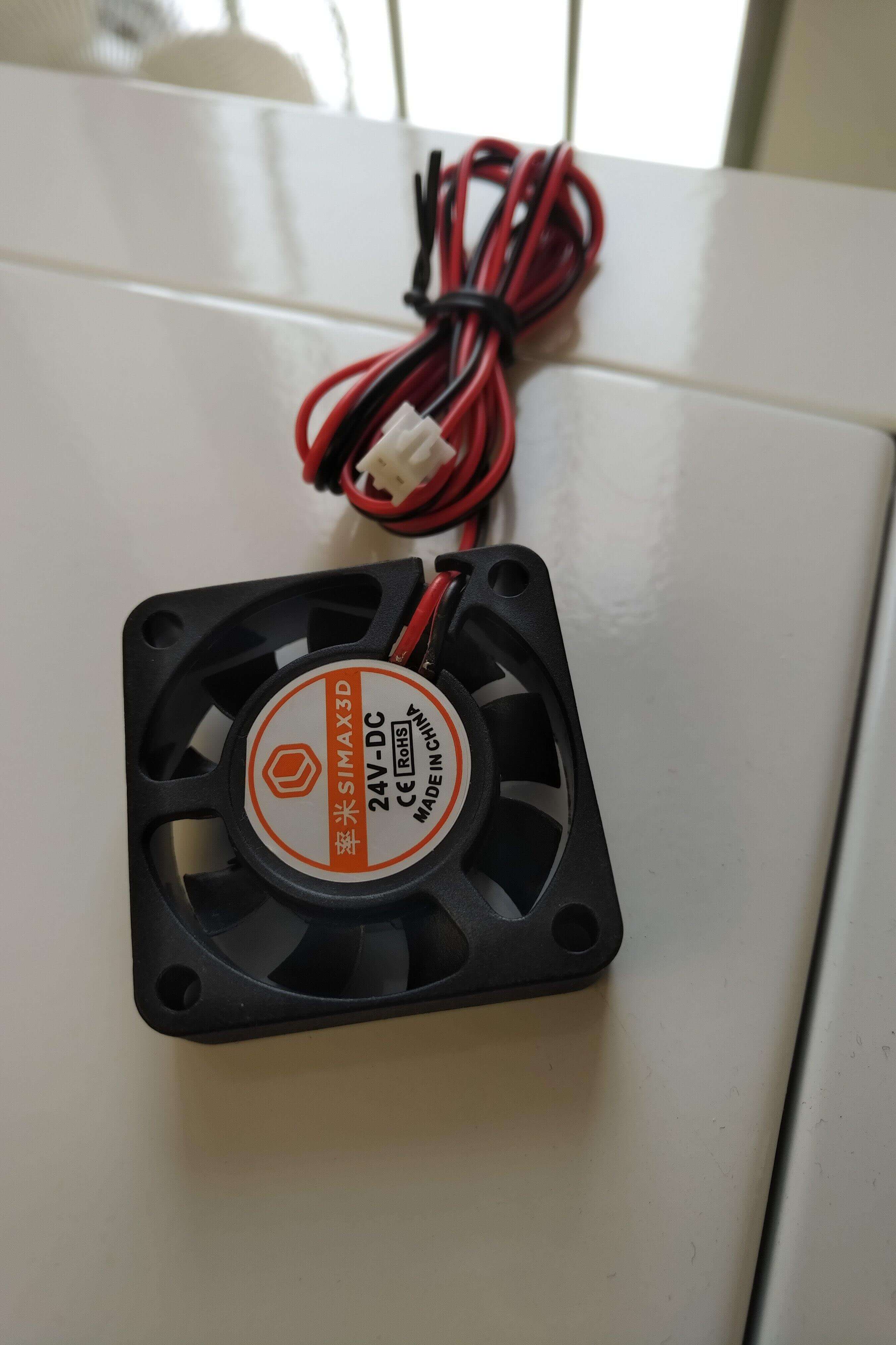 Fan 4010 40x40x10 Axial -meter cable